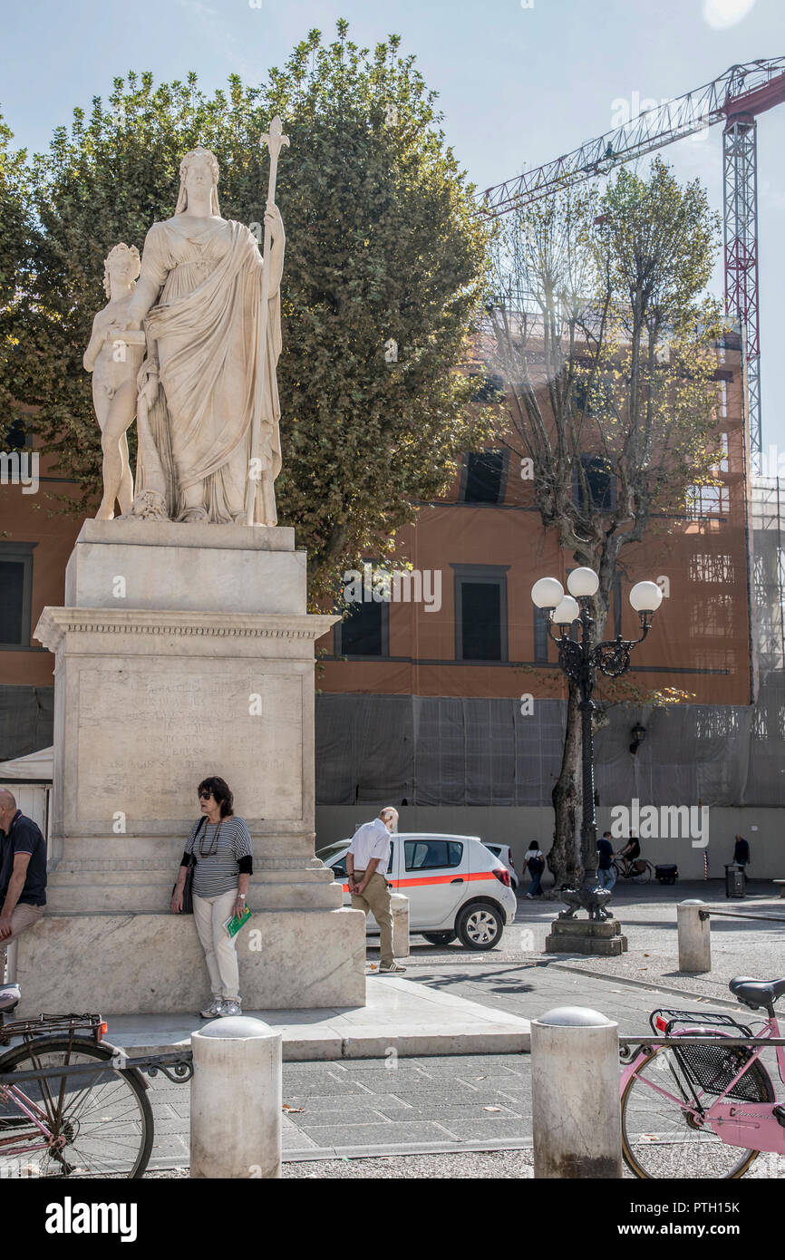Statue of Maria Luisa, Duchess of Lucca in the old town of Lucca ...