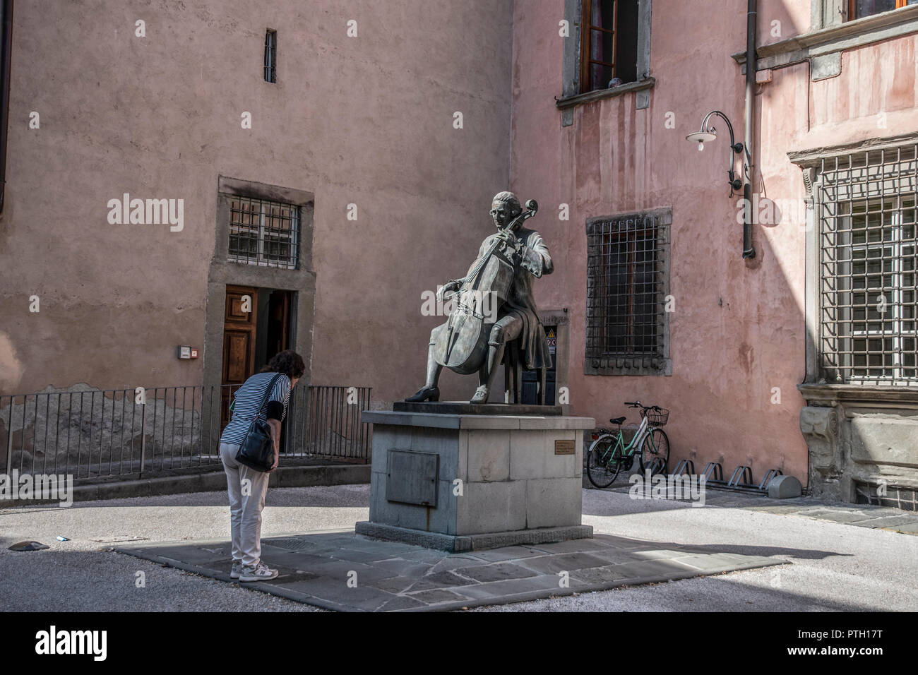 Monument to the composer Luigi Boccherini, Lucca, Tuscany, Italy Stock ...