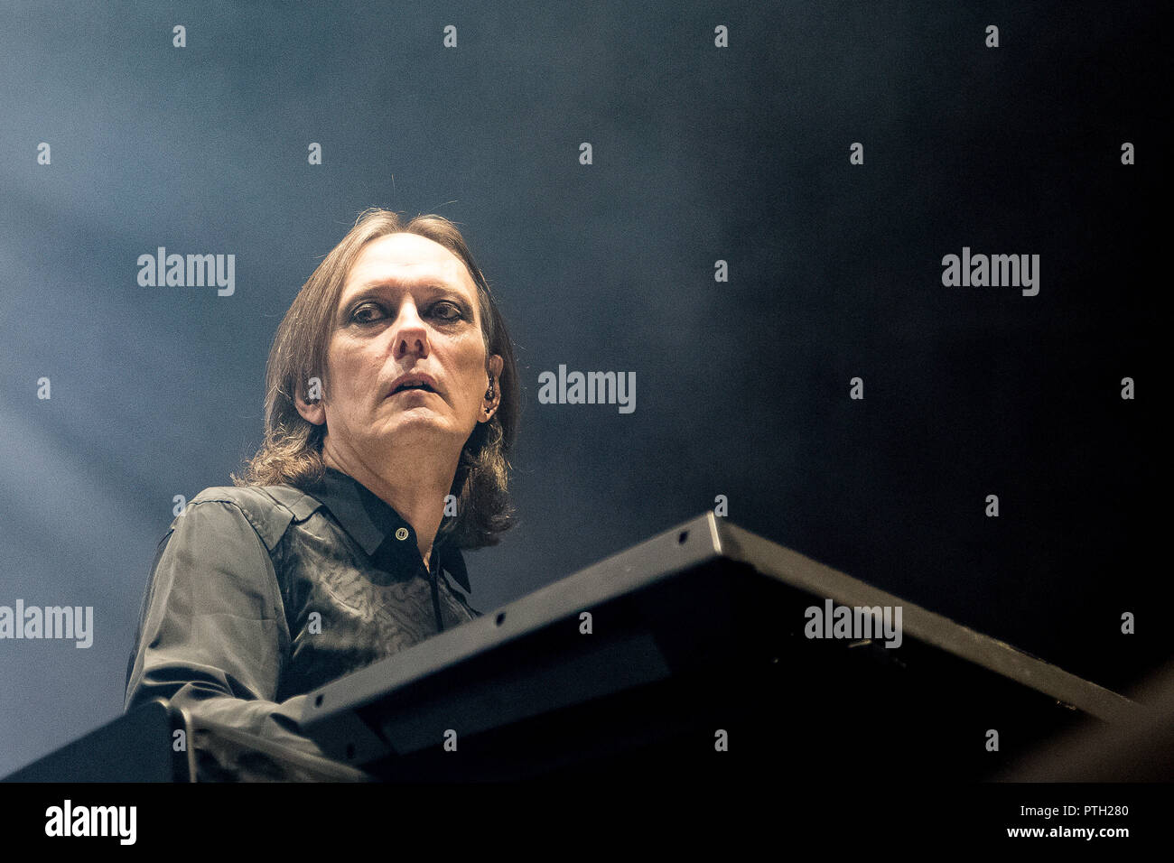 Roger odonnell hi-res stock photography and images - Alamy