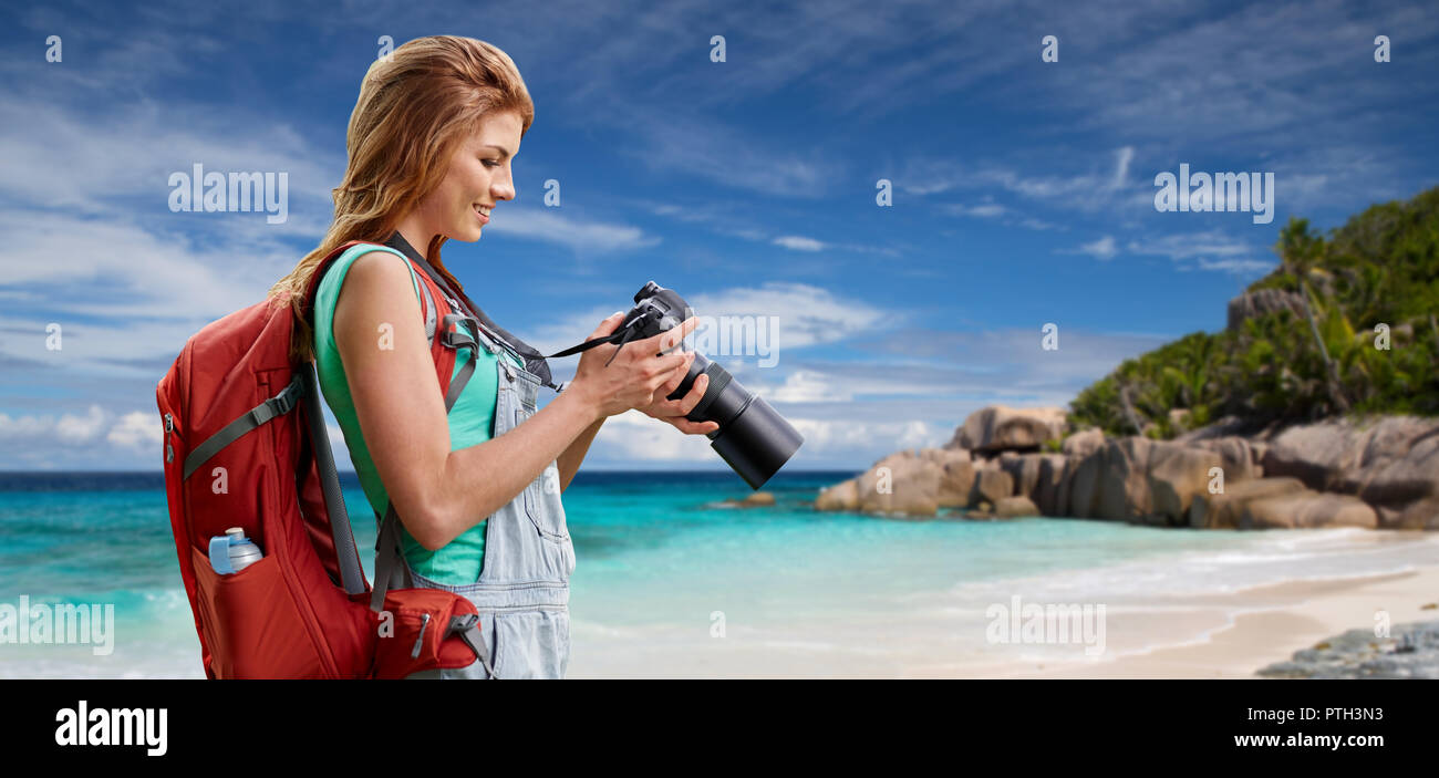 Digital camera beach hi-res stock photography and images - Alamy
