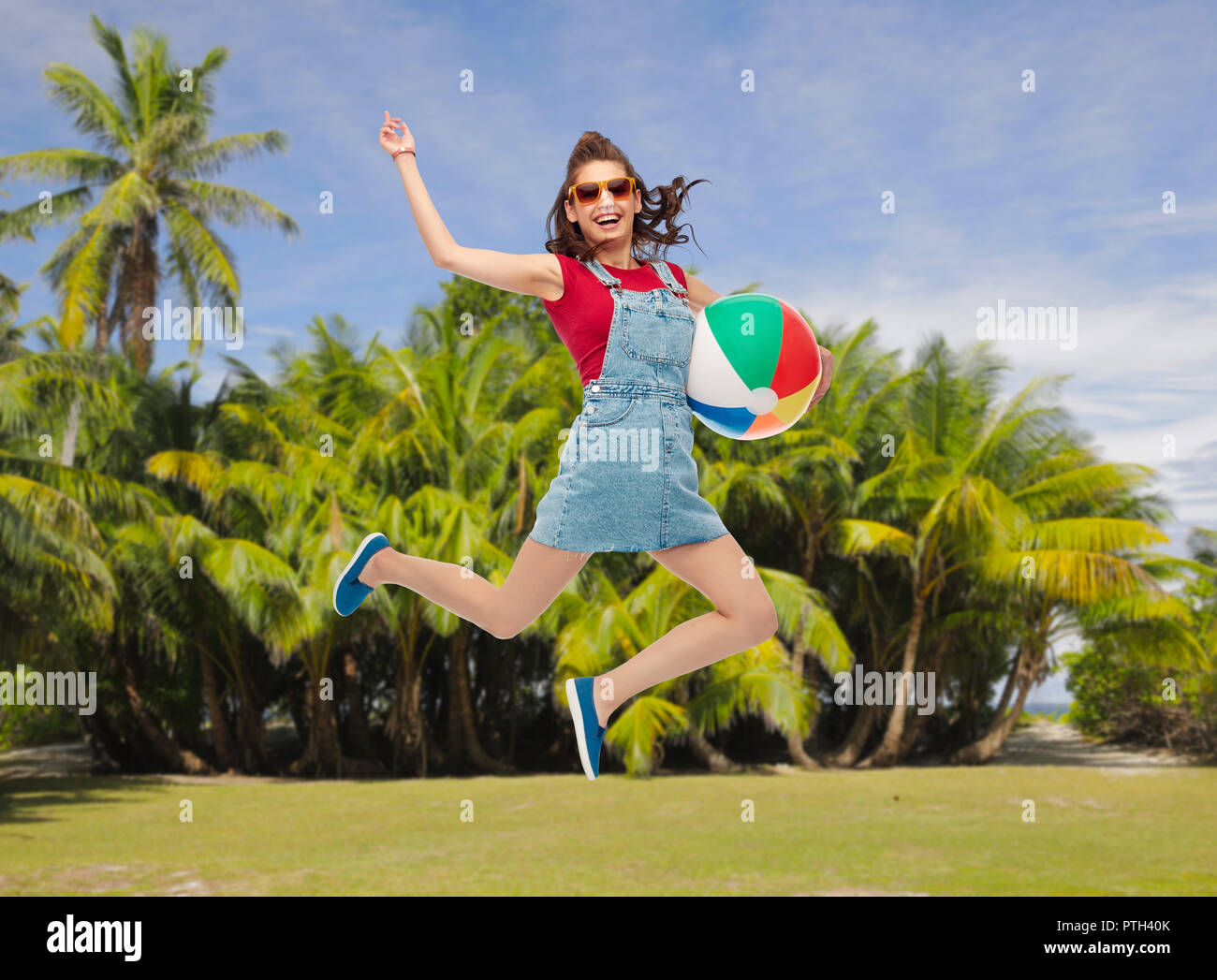 Ball jumping hi-res stock photography and images - Alamy