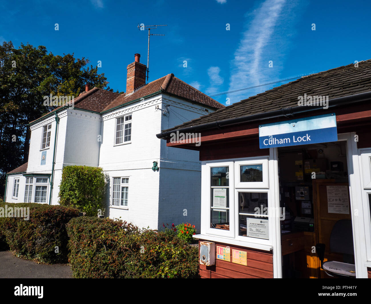 Lockhouse hi-res stock photography and images - Alamy