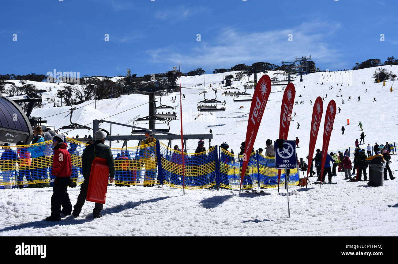 Perisher mountain hi-res stock photography and images - Alamy