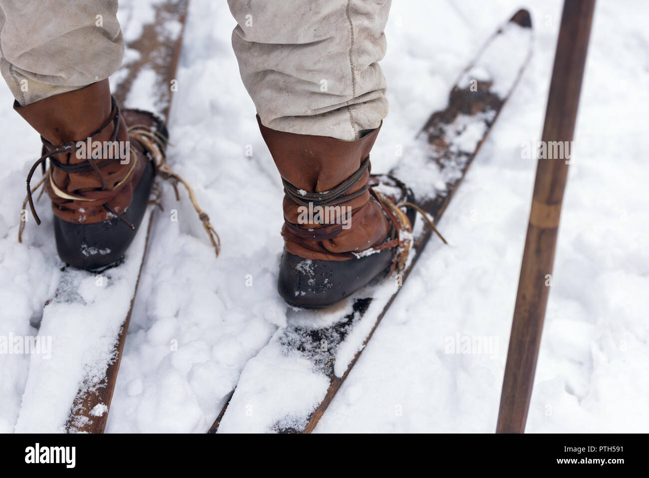 Skier foot of mountain hi-res stock photography and images - Alamy
