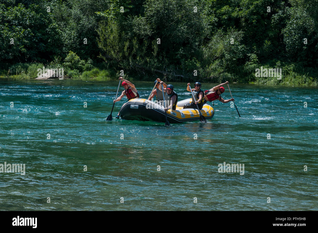Small fishing raft hi-res stock photography and images - Alamy