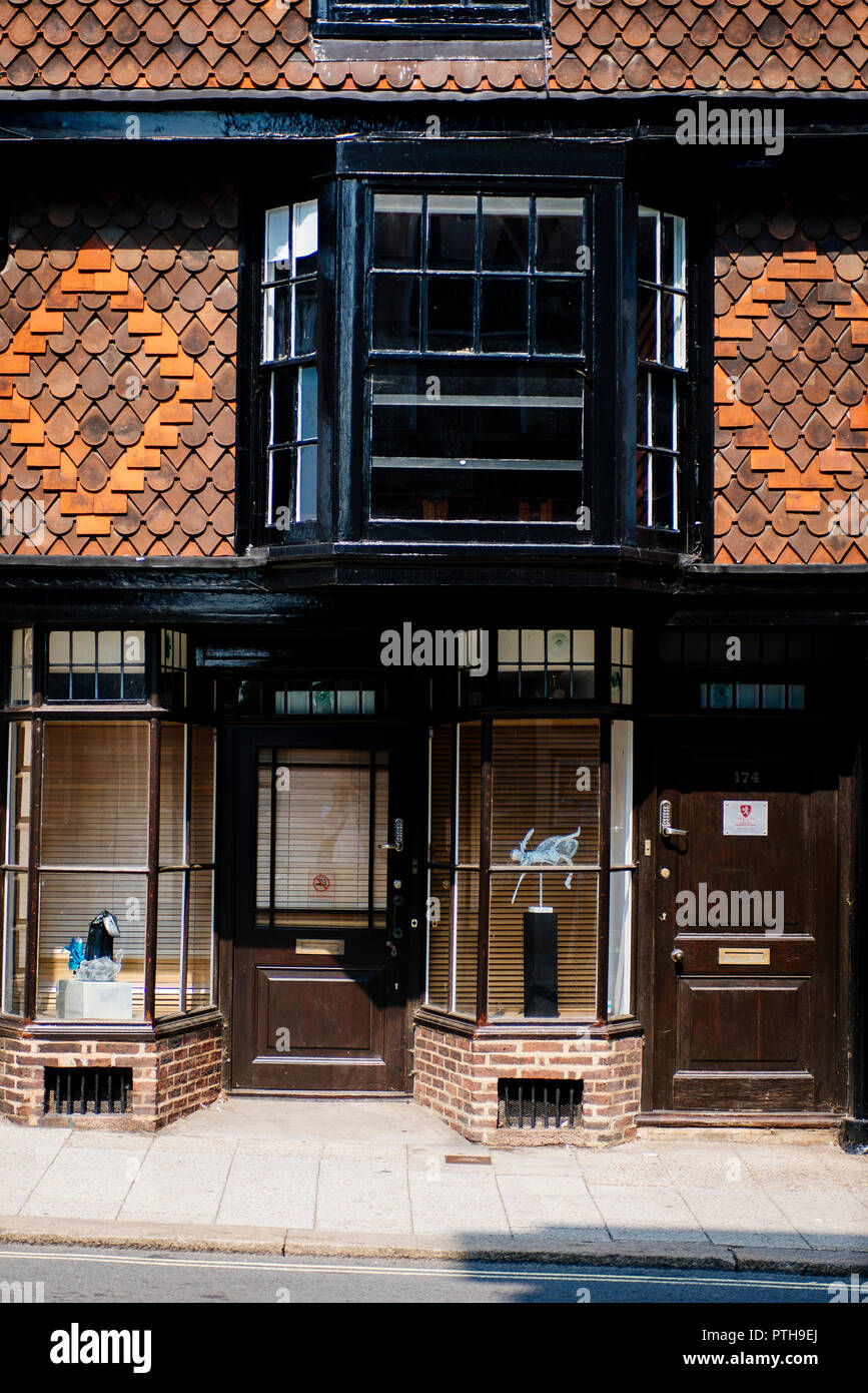 Lewes high street - traditional shop Stock Photo - Alamy
