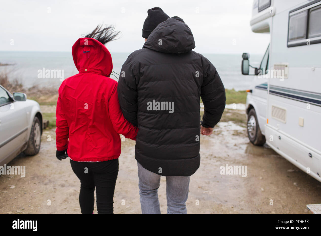 Couple outside camper van hi-res stock photography and images - Alamy