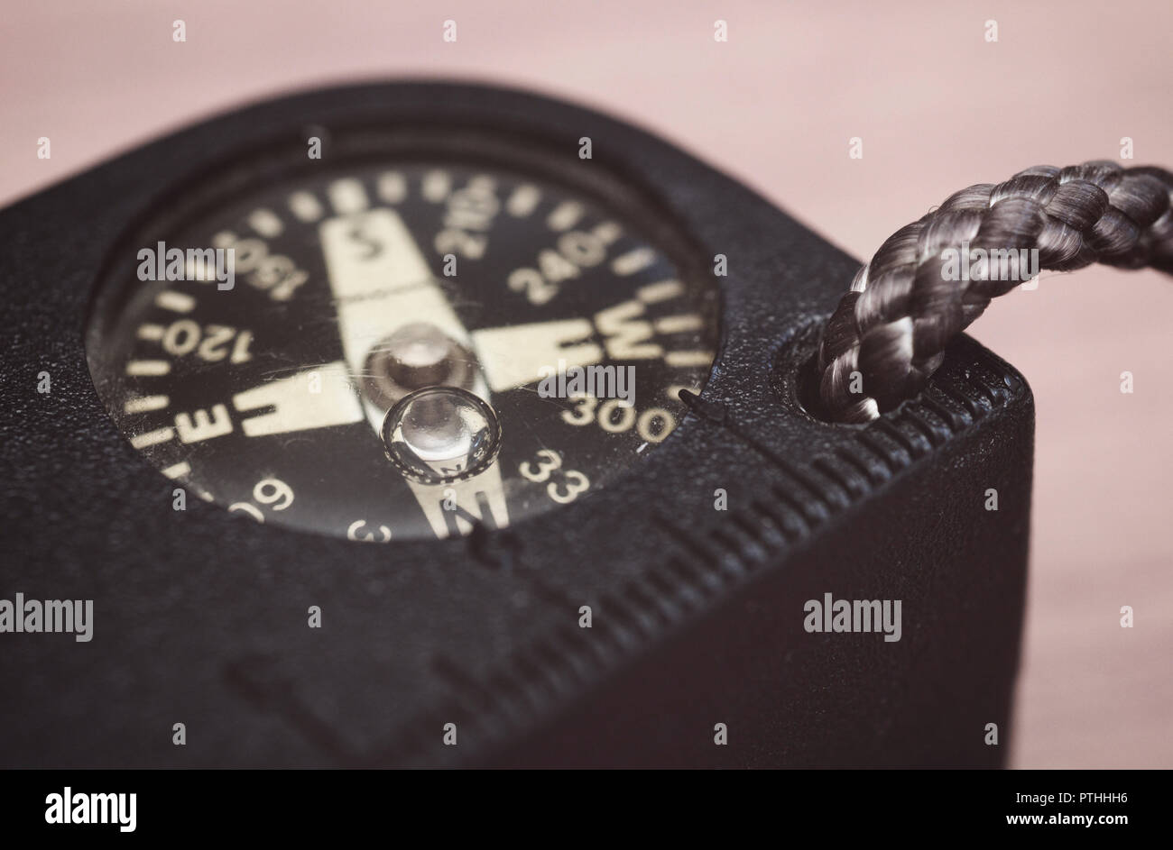 Positioning accuracy hi-res stock photography and images - Alamy