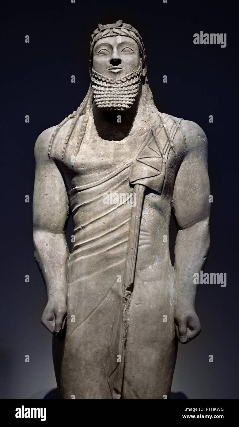 Statue of a man Cypriot 550 - 525 BC Pyla (Cyprus) H. 201 cm type of ...