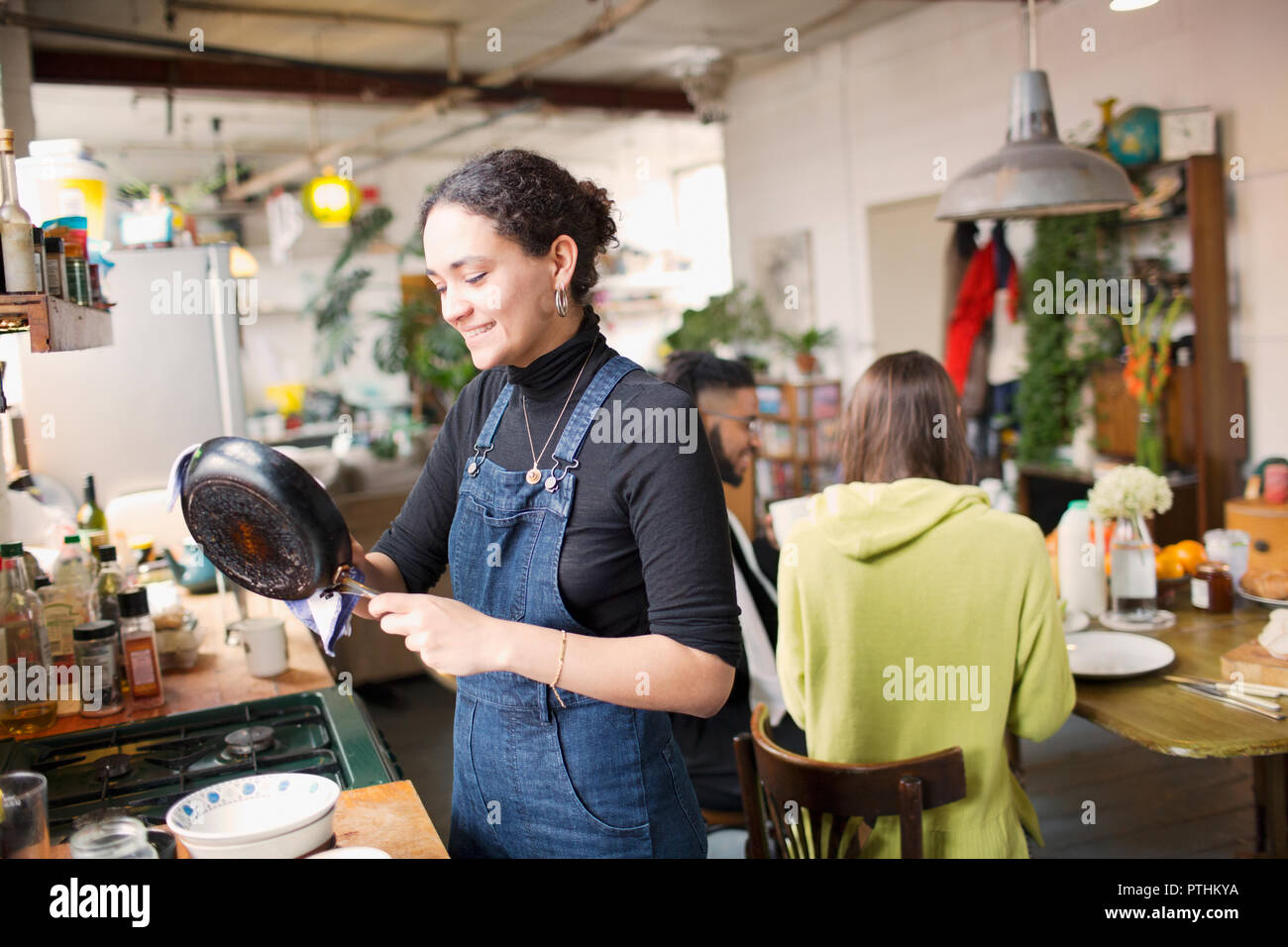 Doing dish hi-res stock photography and images - Alamy
