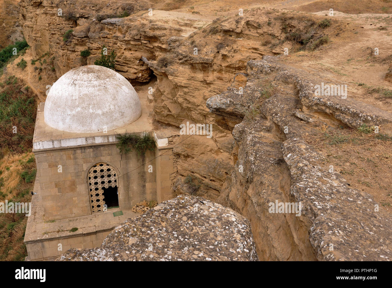 Diri baba mausoleum hi-res stock photography and images - Alamy