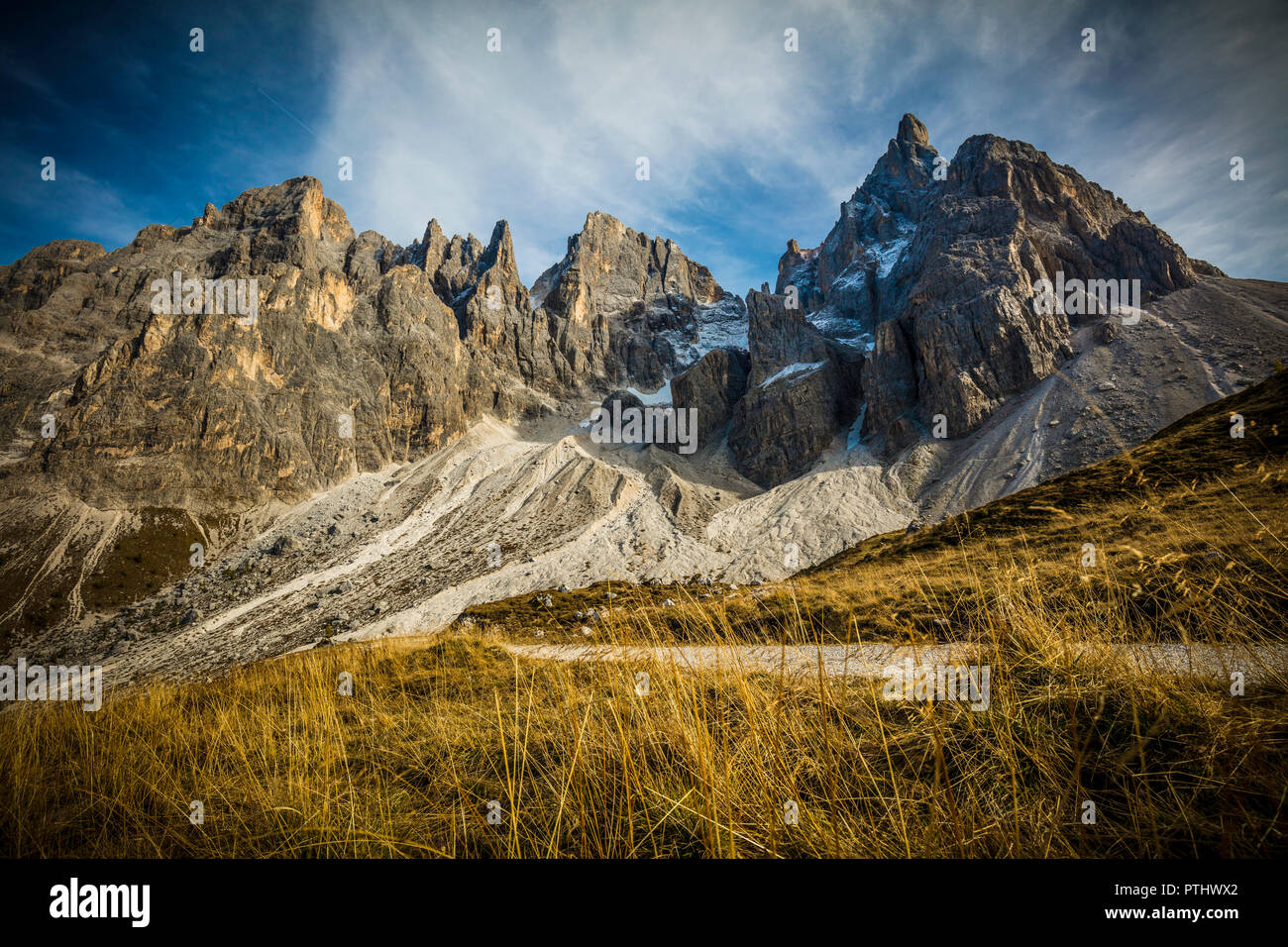 Passo rolle hi-res stock photography and images - Alamy