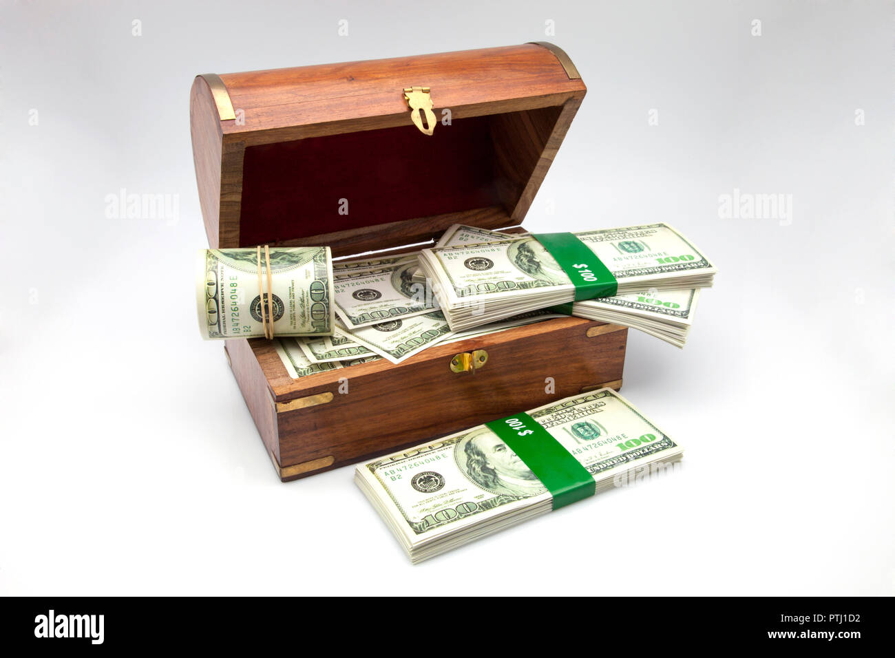 Chest roll hi-res stock photography and images - Alamy