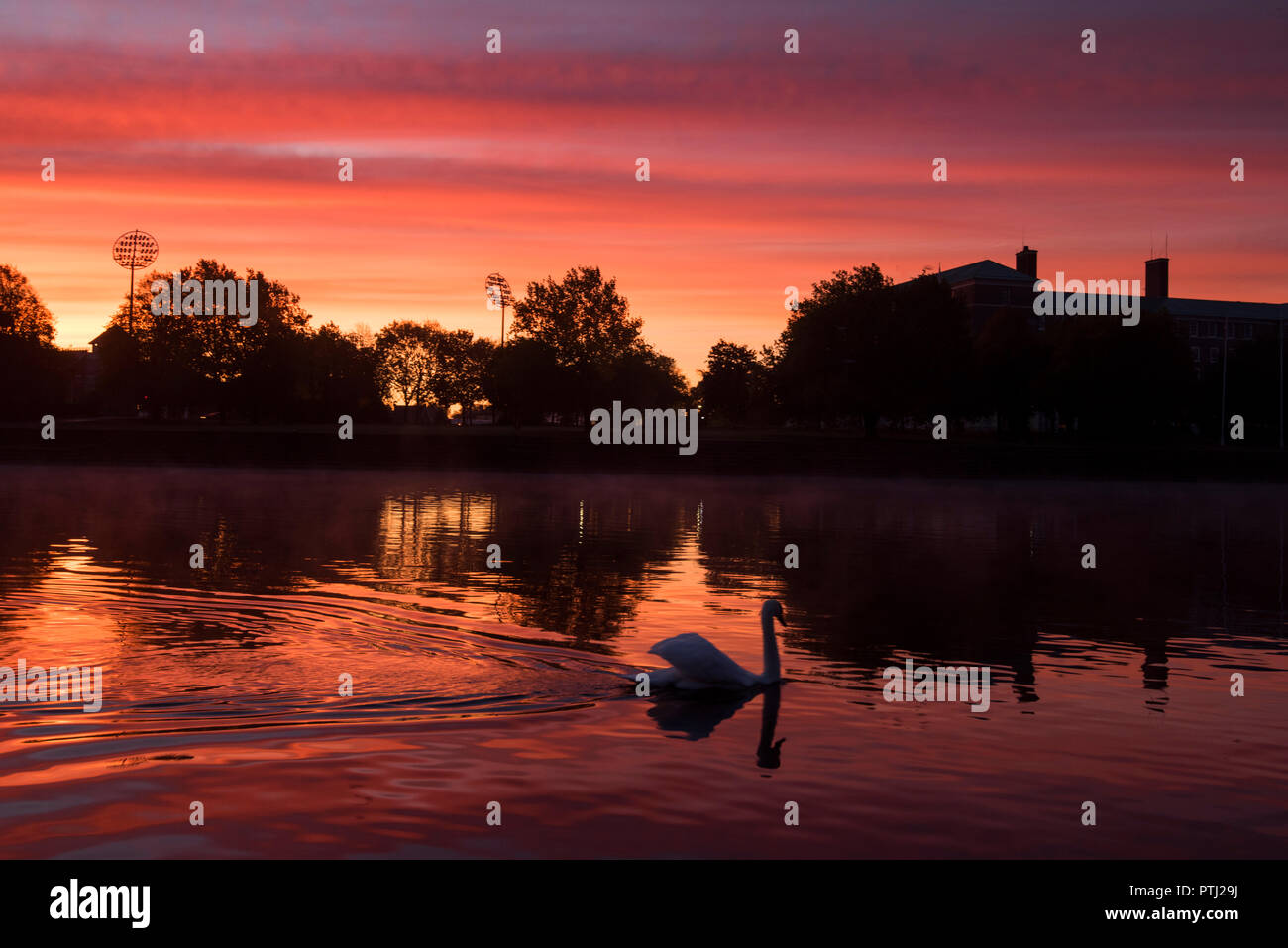 Sunrise on the River Trent at Victoria Embankment in Nottingham ...