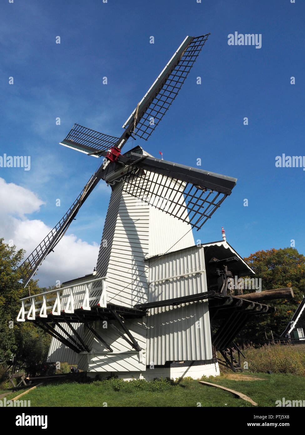 Antique saw mill hi-res stock photography and images - Alamy