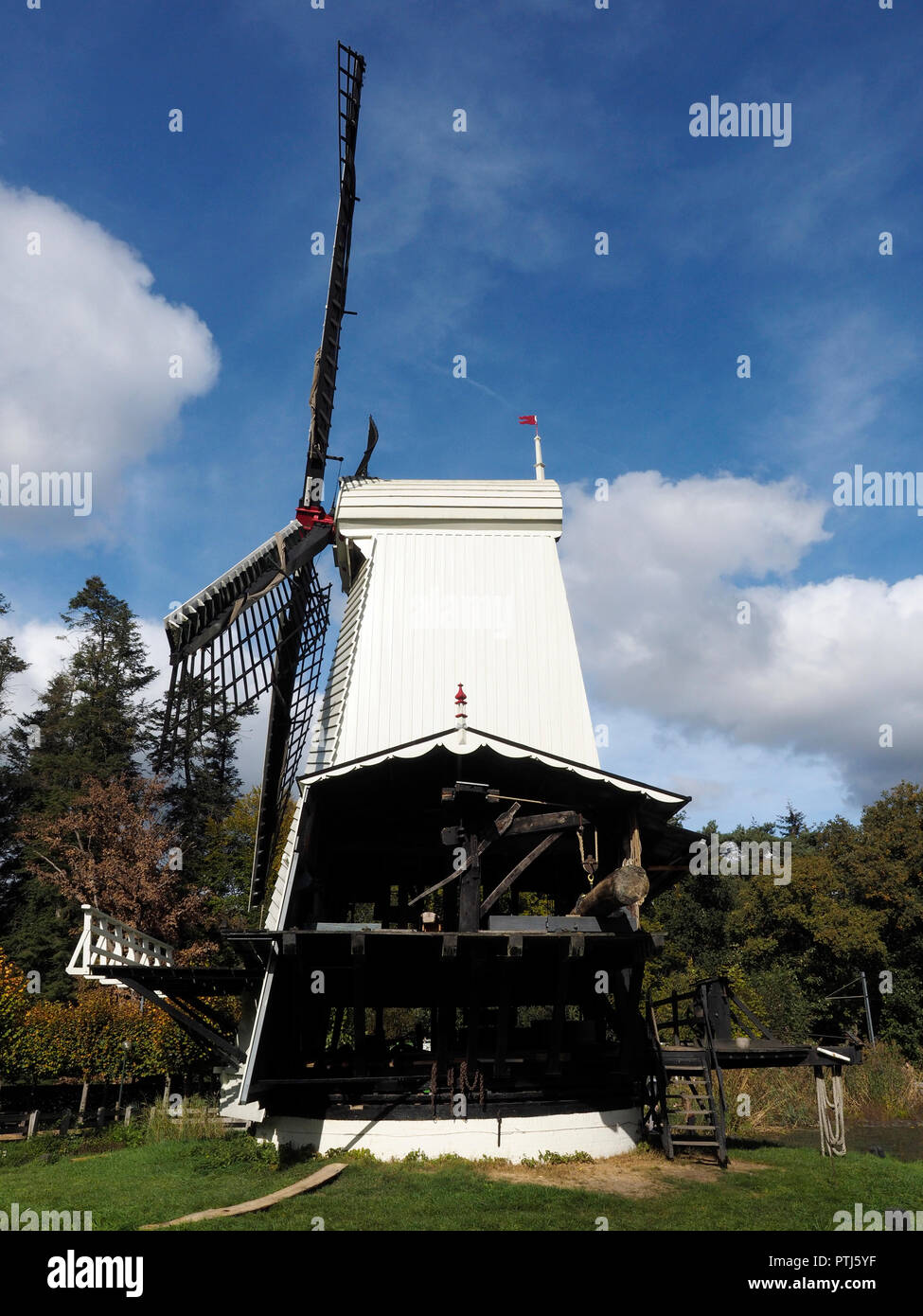 Antique saw mill hi-res stock photography and images - Alamy