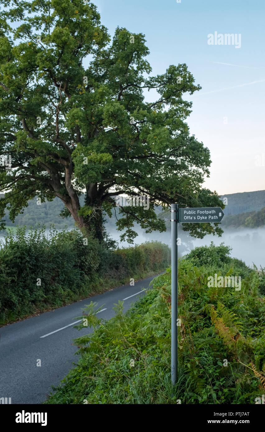 Offas dyke path sign hi-res stock photography and images - Alamy