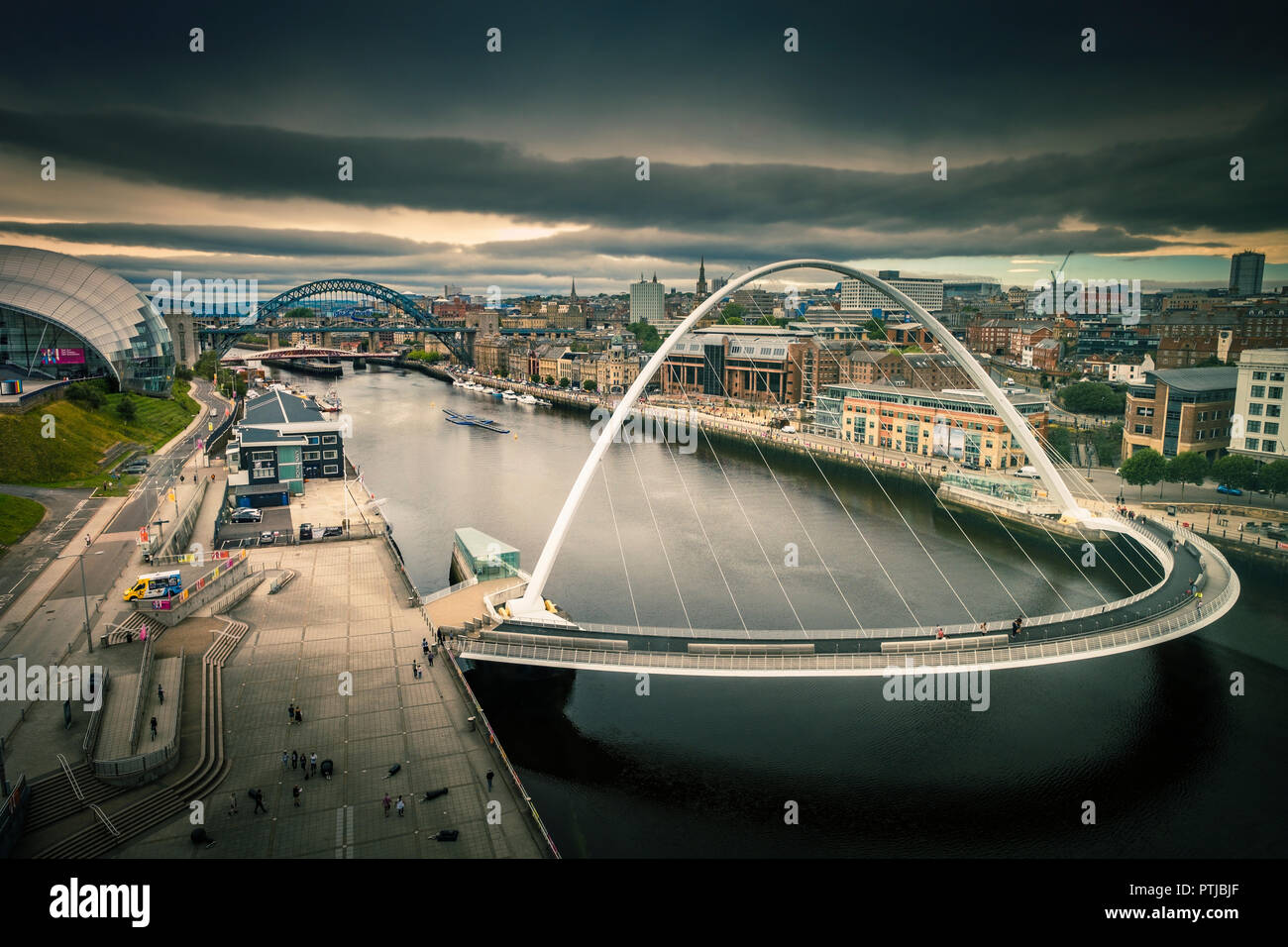 Rotating bridges hi-res stock photography and images - Alamy