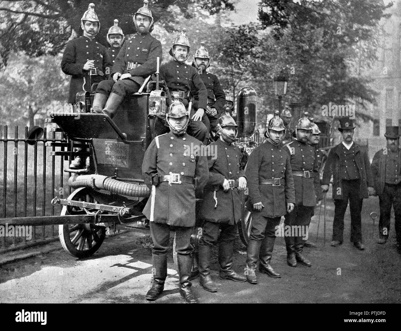 London Fire Brigade early 1900s Stock Photo - Alamy