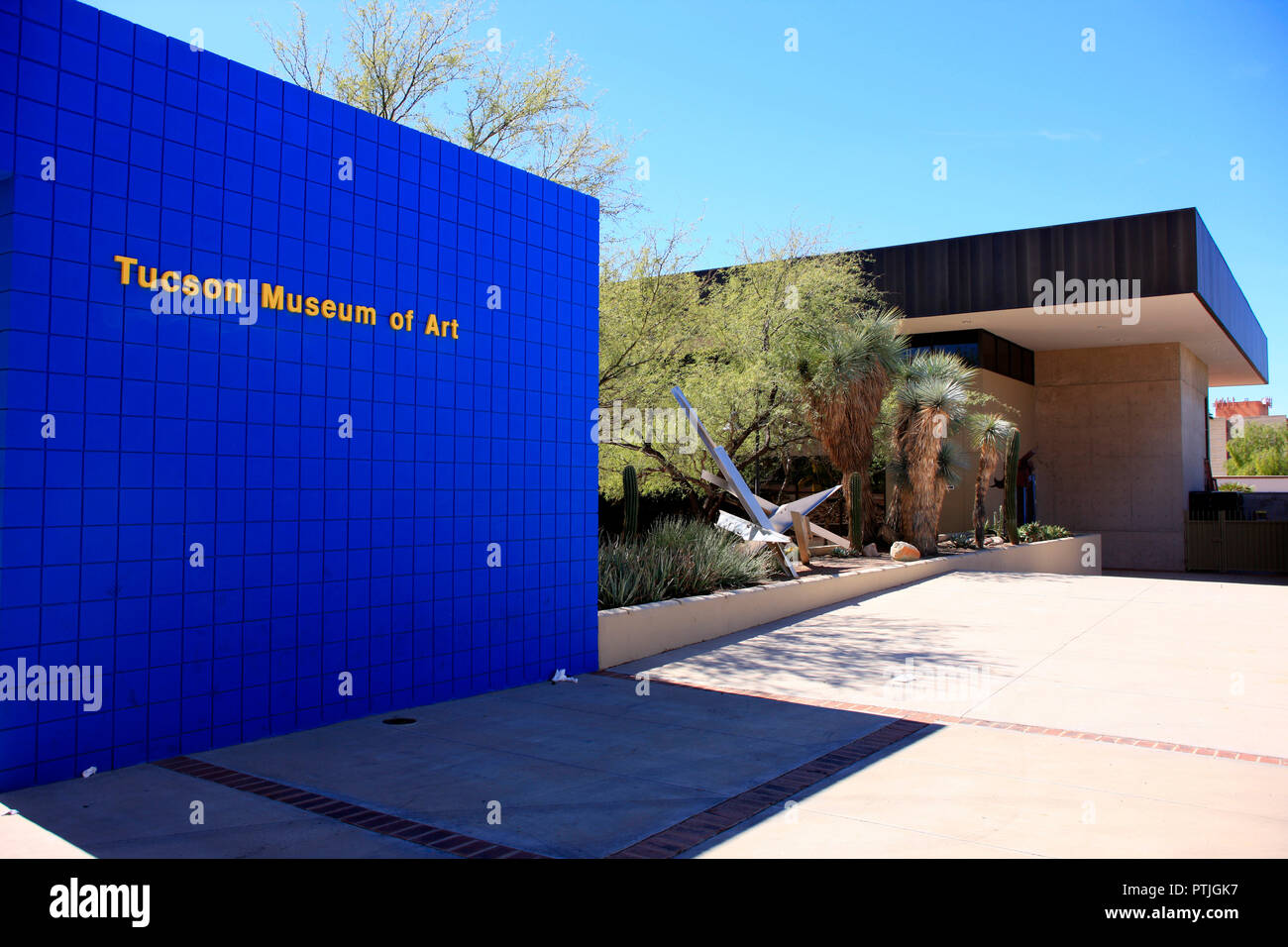 Outside the Tucson Museum of Art on N Main Ave in Arizona Stock Photo ...