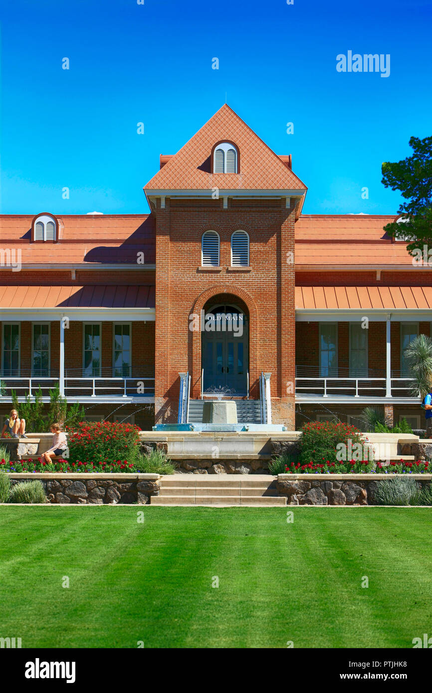 Old Main building of the University of Arizona, Tucson Stock Photo - Alamy