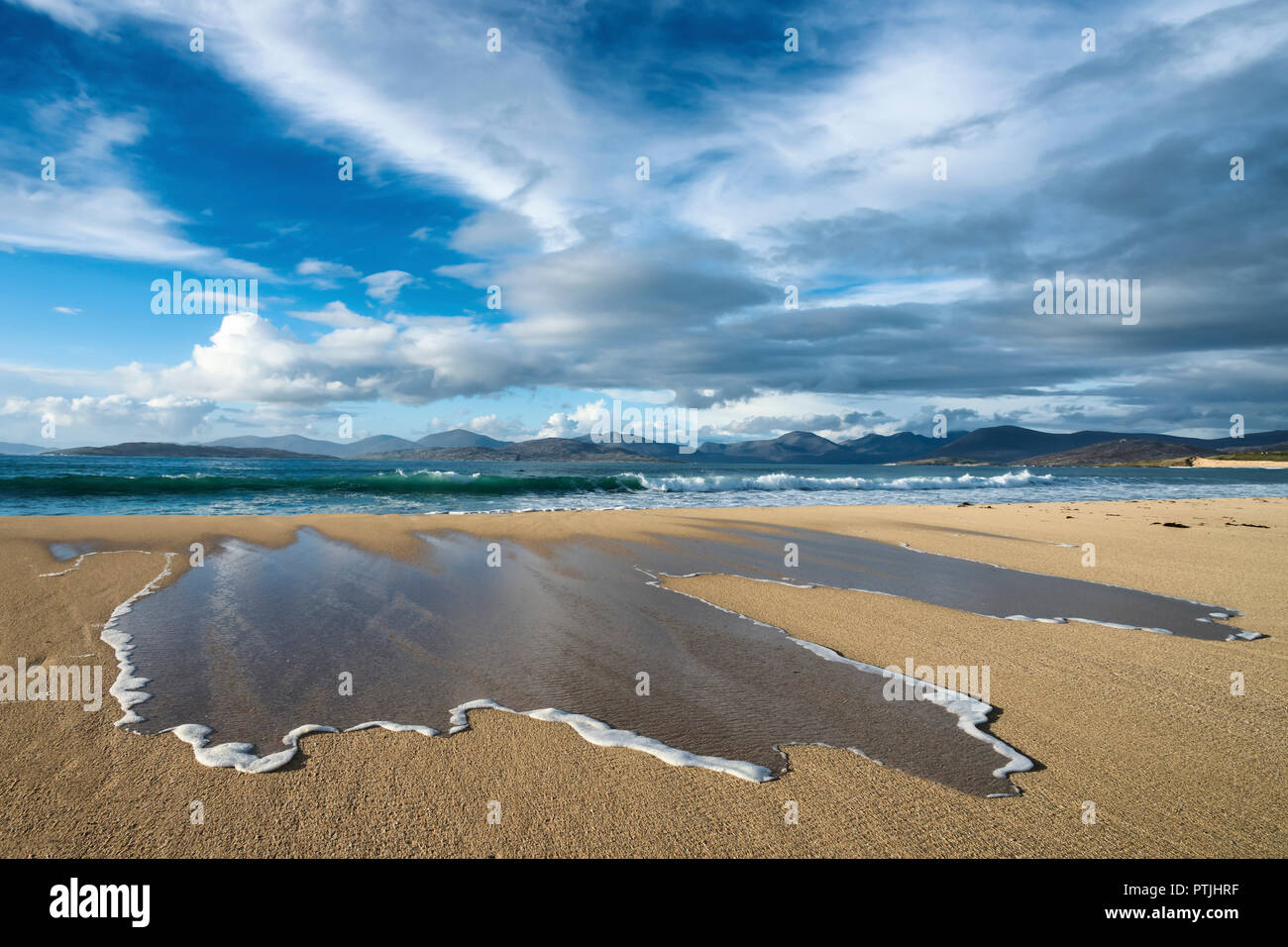 Evening light on Scarista beach on the Isle of Harris Stock Photo - Alamy