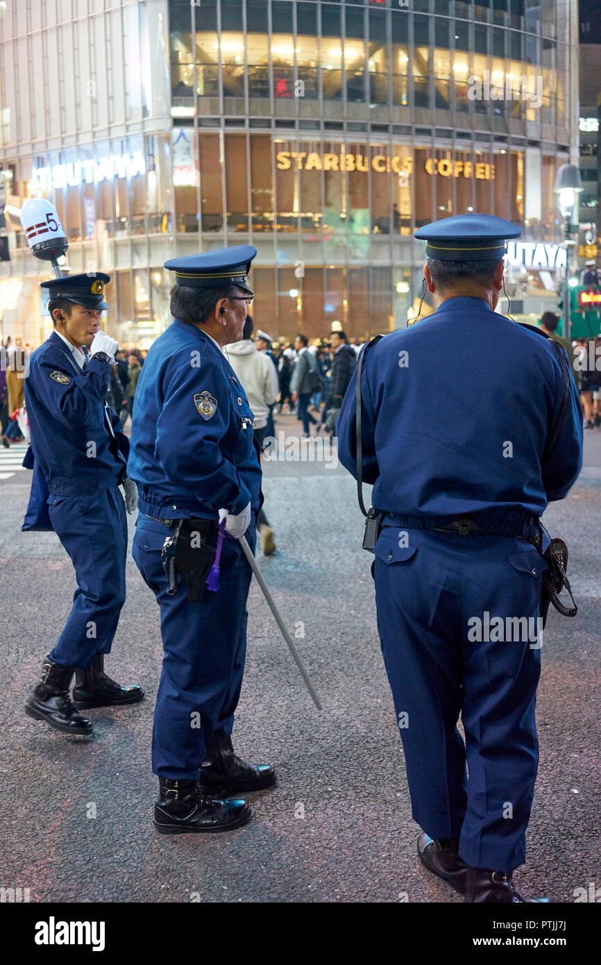 Japanese police force hi-res stock photography and images - Alamy