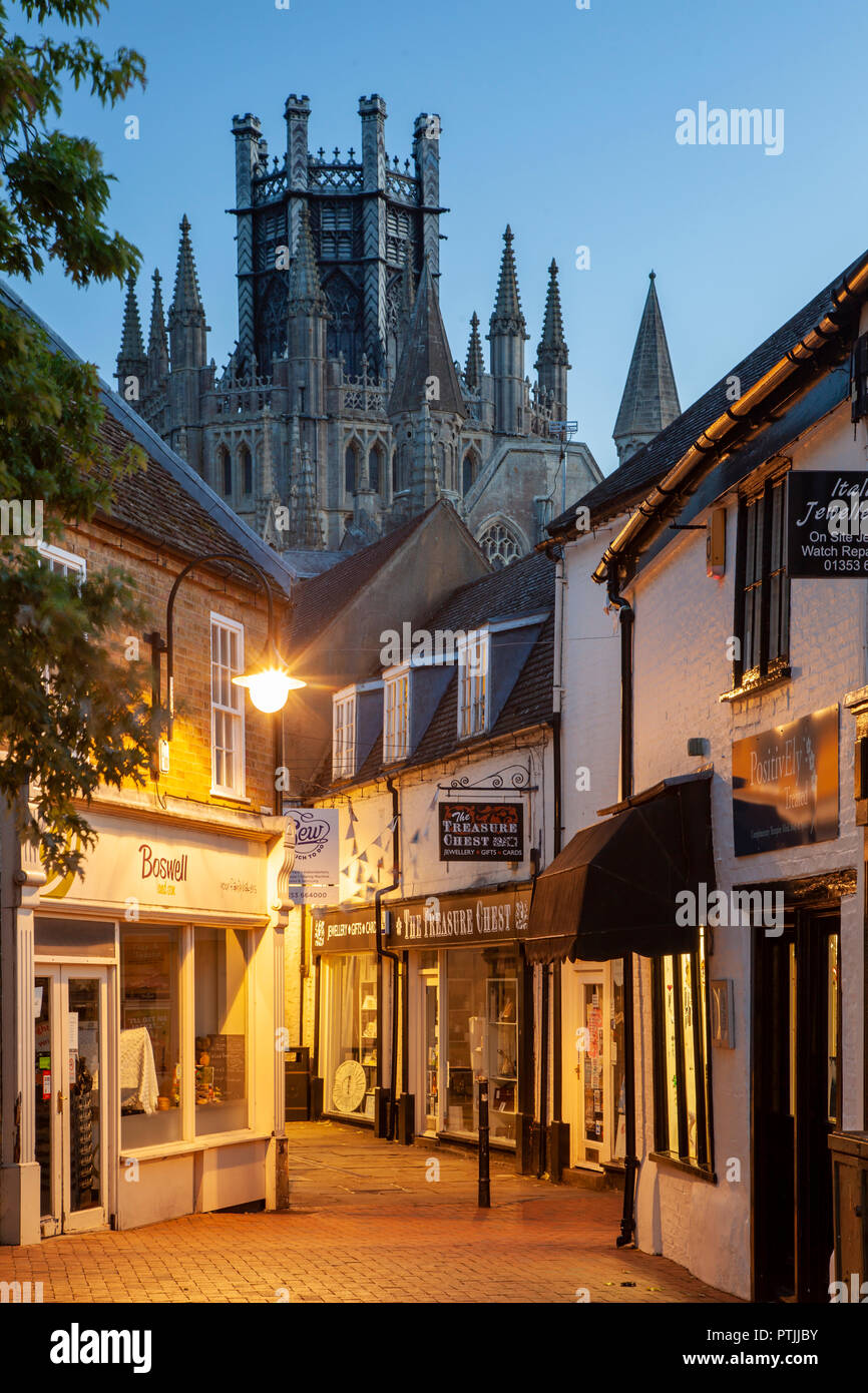 Old house ely hi-res stock photography and images - Alamy