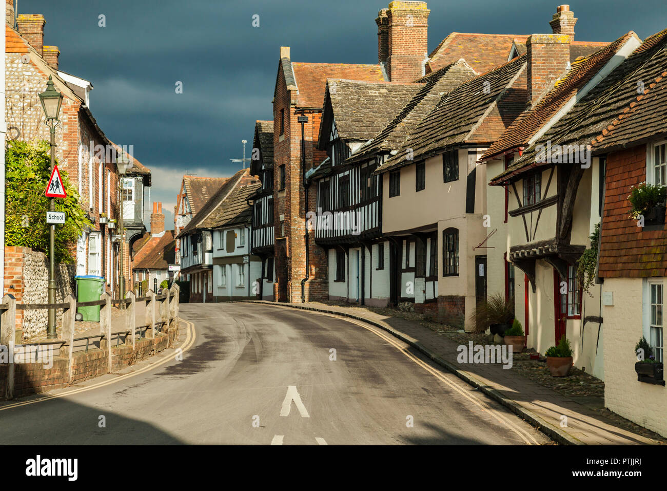 Steyning village hi-res stock photography and images - Alamy