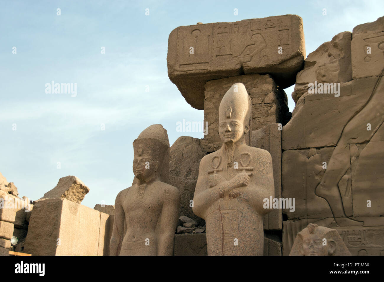 Pharaoh crown hi-res stock photography and images - Alamy