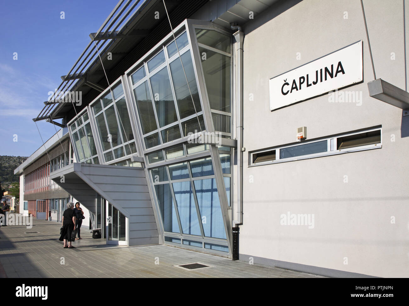 Bosnian rail hi-res stock photography and images - Alamy