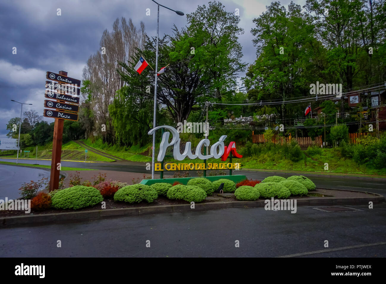 Informativesign letters hi-res stock photography and images - Alamy