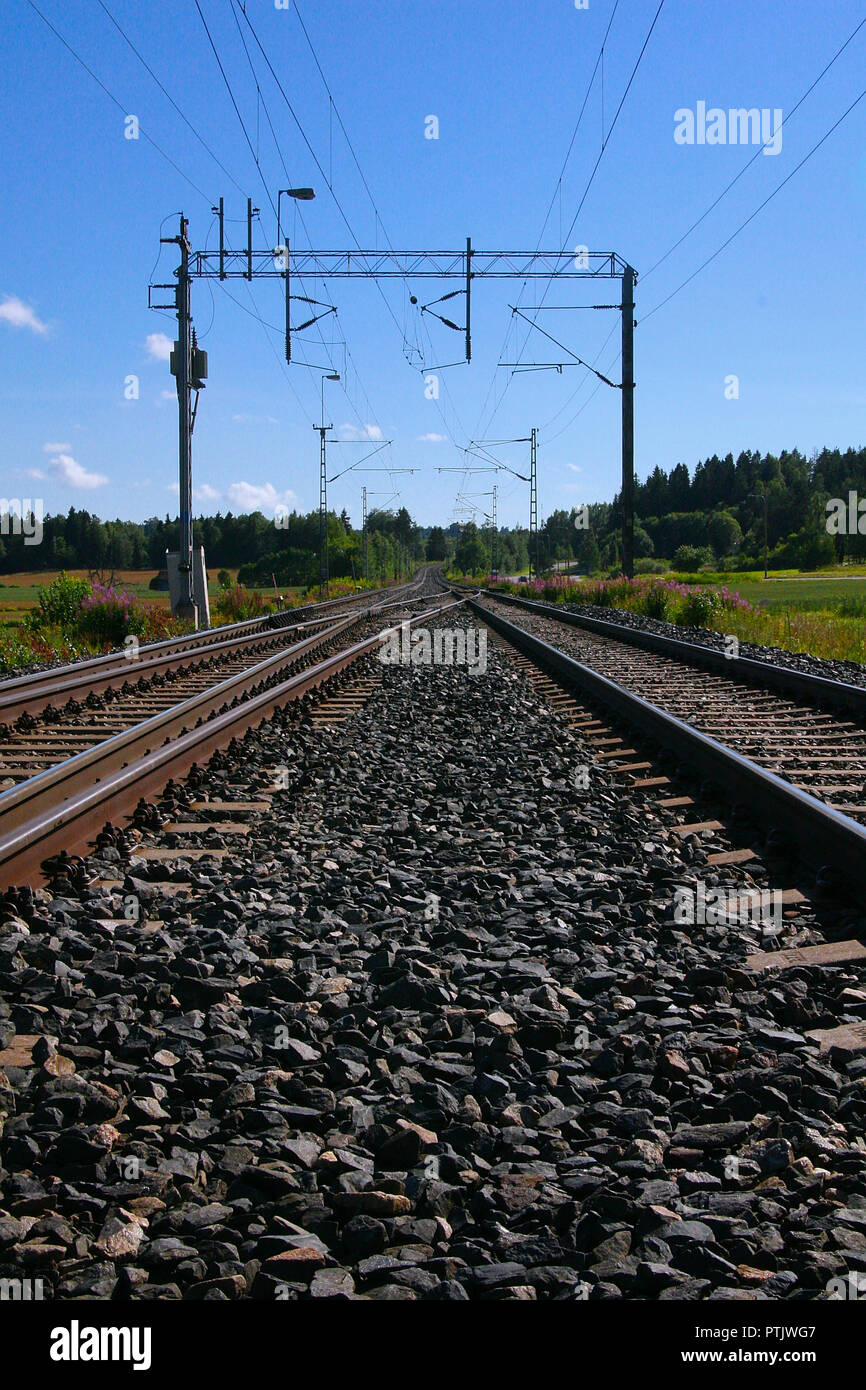 Empty railroad tracks hi-res stock photography and images - Alamy