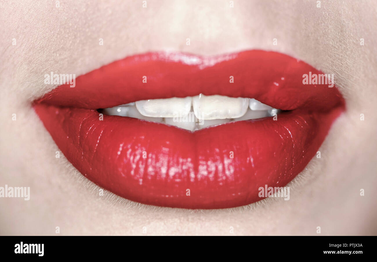 Schoene Zaehne High Resolution Stock Photography and Images - Alamy