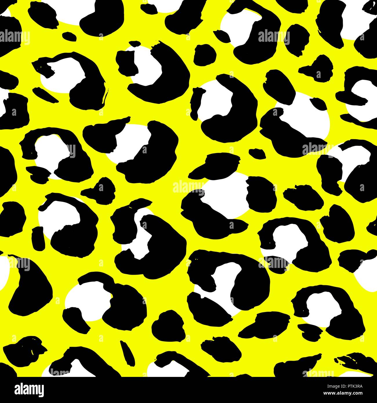 Vector illustration leopard print seamless pattern. Yellow hand drawn ...