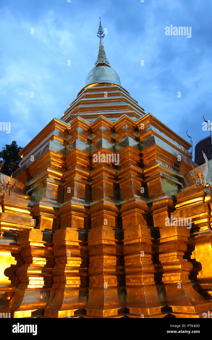 A Wat, temple in Thailand whilst travelling Stock Photo - Alamy