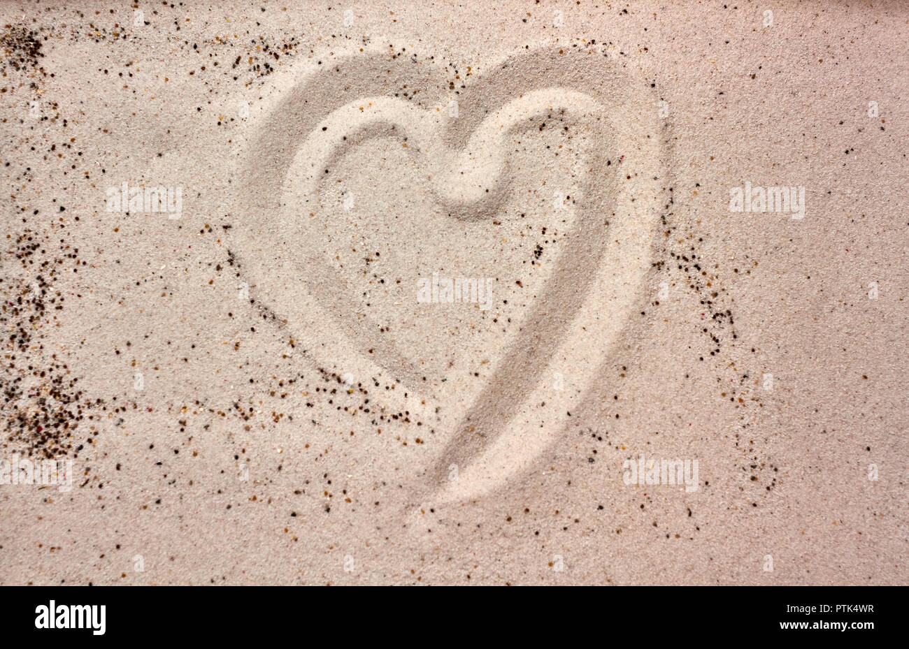 Drawing in sand background hi-res stock photography and images - Alamy