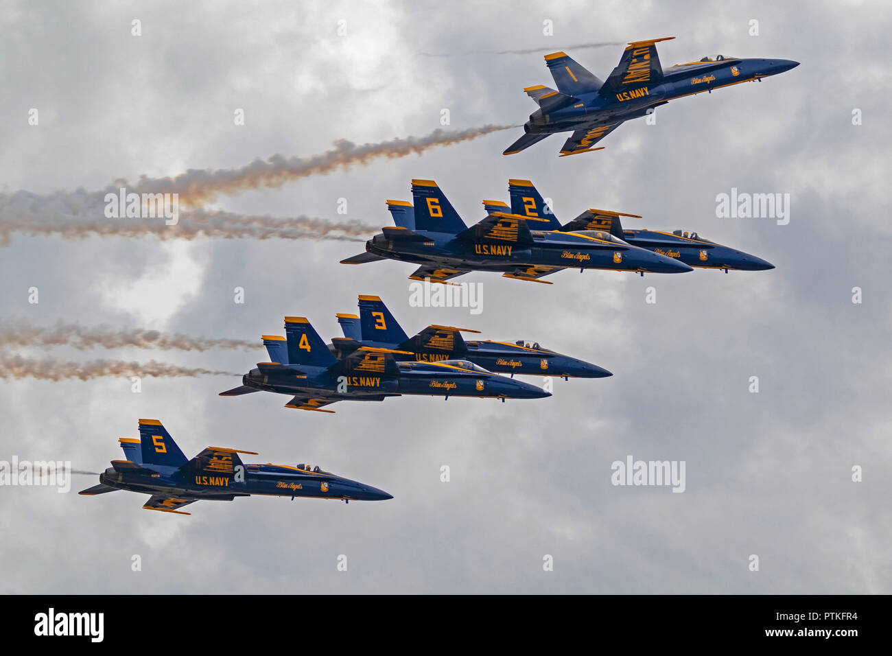 Blue Angels F-18 Hornet jet fighter Stock Photo - Alamy