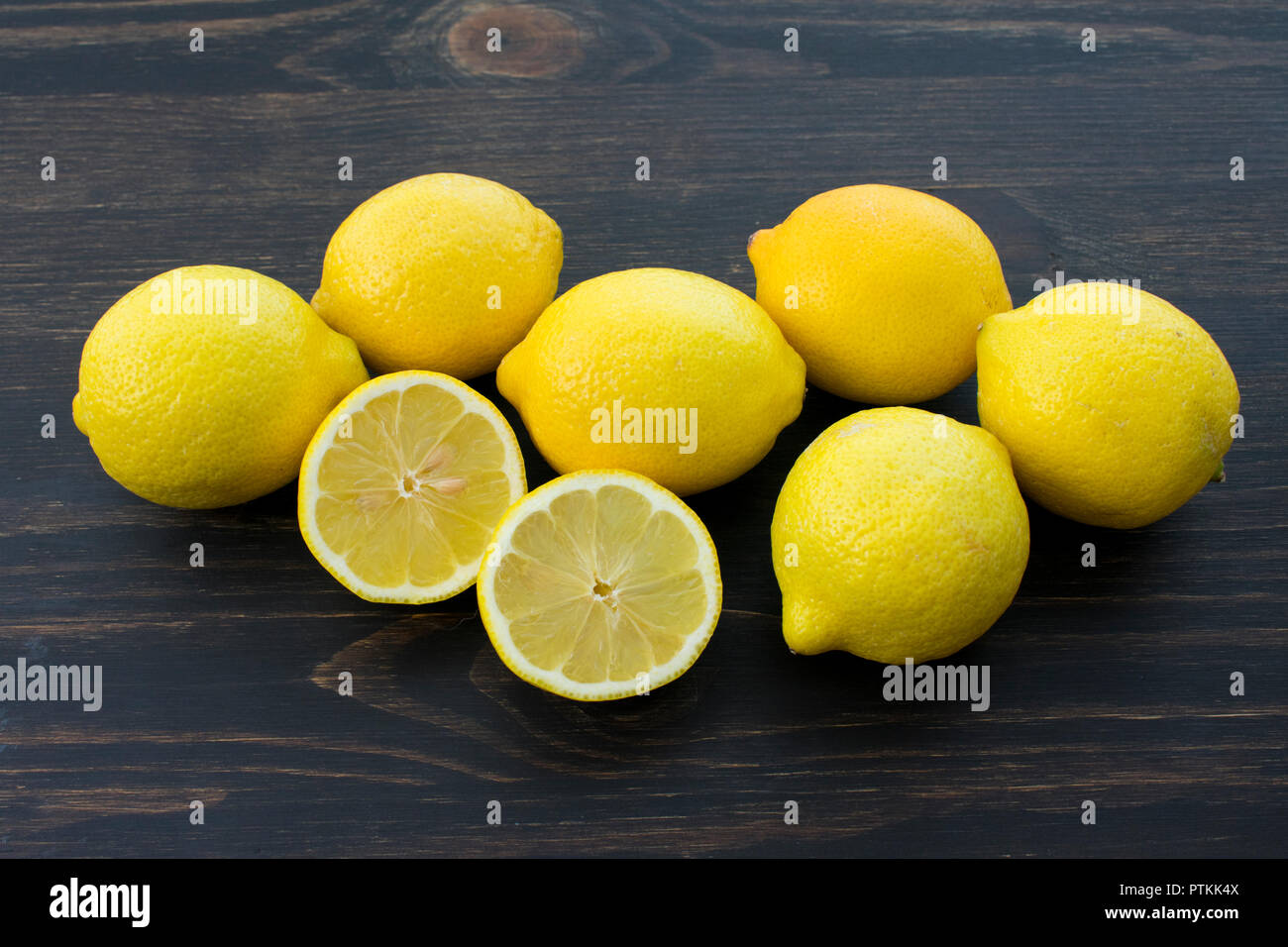 Yellow lemons slice pile hi-res stock photography and images - Alamy