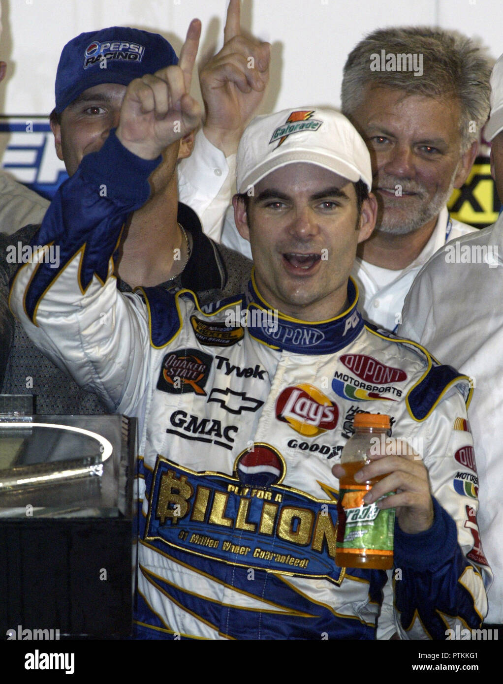 Jeff Gordon celebrates winning the NASCAR Nextel Cup Pepsi 400, at ...