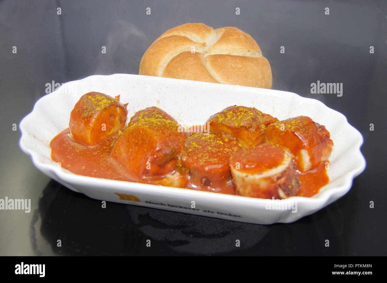 Bratwurst im brotchen hi-res stock photography and images - Alamy