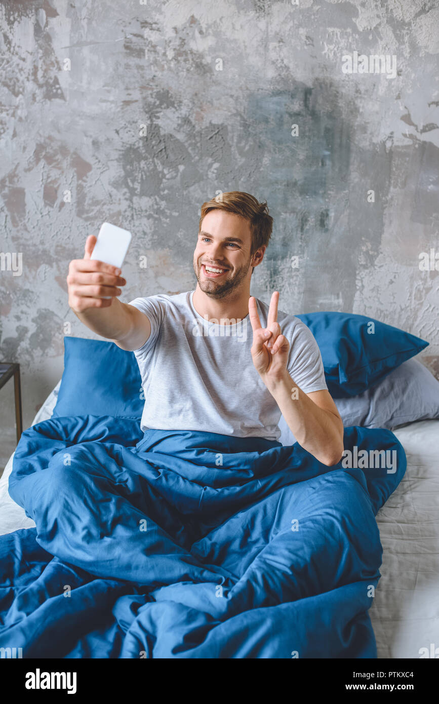 Man Doing Peace Sign High Resolution Stock Photography and Images - Alamy