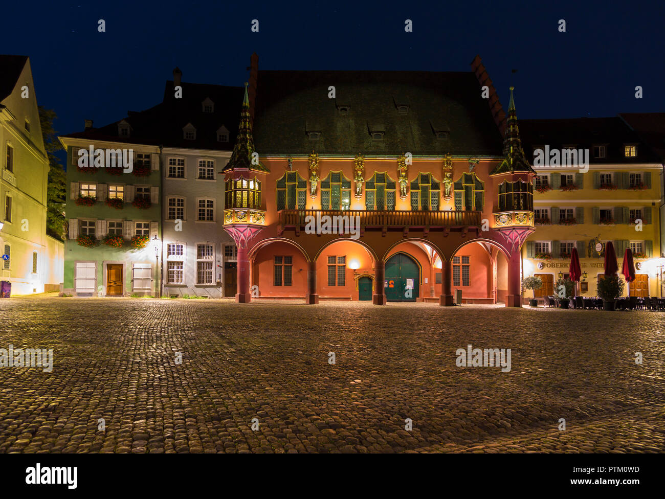 Freiburg cathedral market hi-res stock photography and images - Alamy