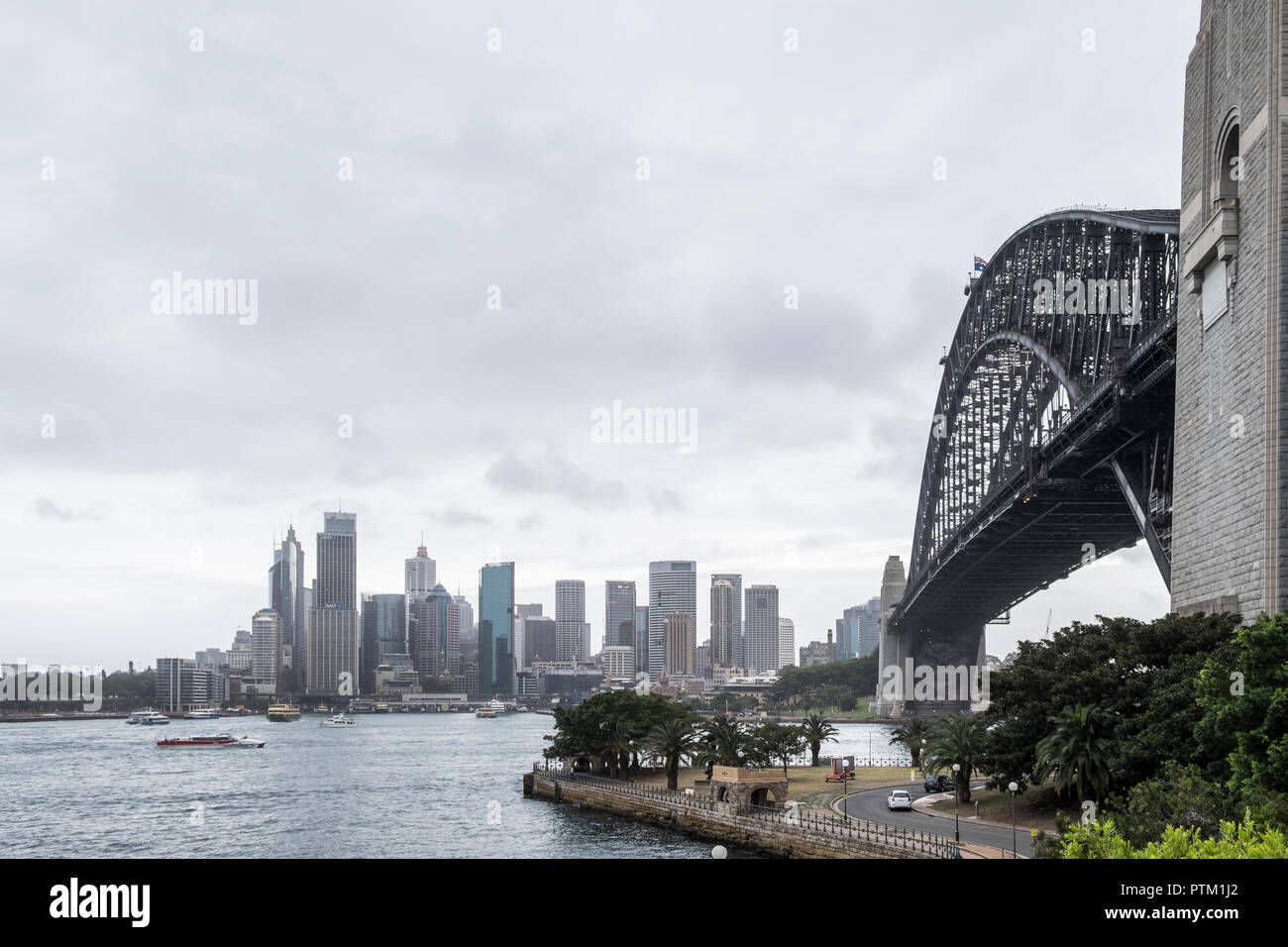 A view towards the Sydney Harbour Bridge and skyline Stock Photo - Alamy