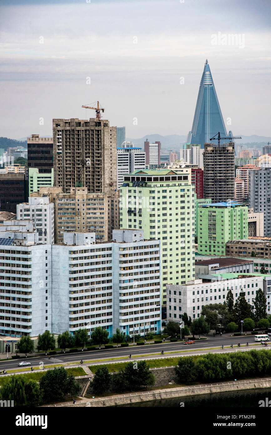 Kim pyongyang communist north asia hi-res stock photography and images ...