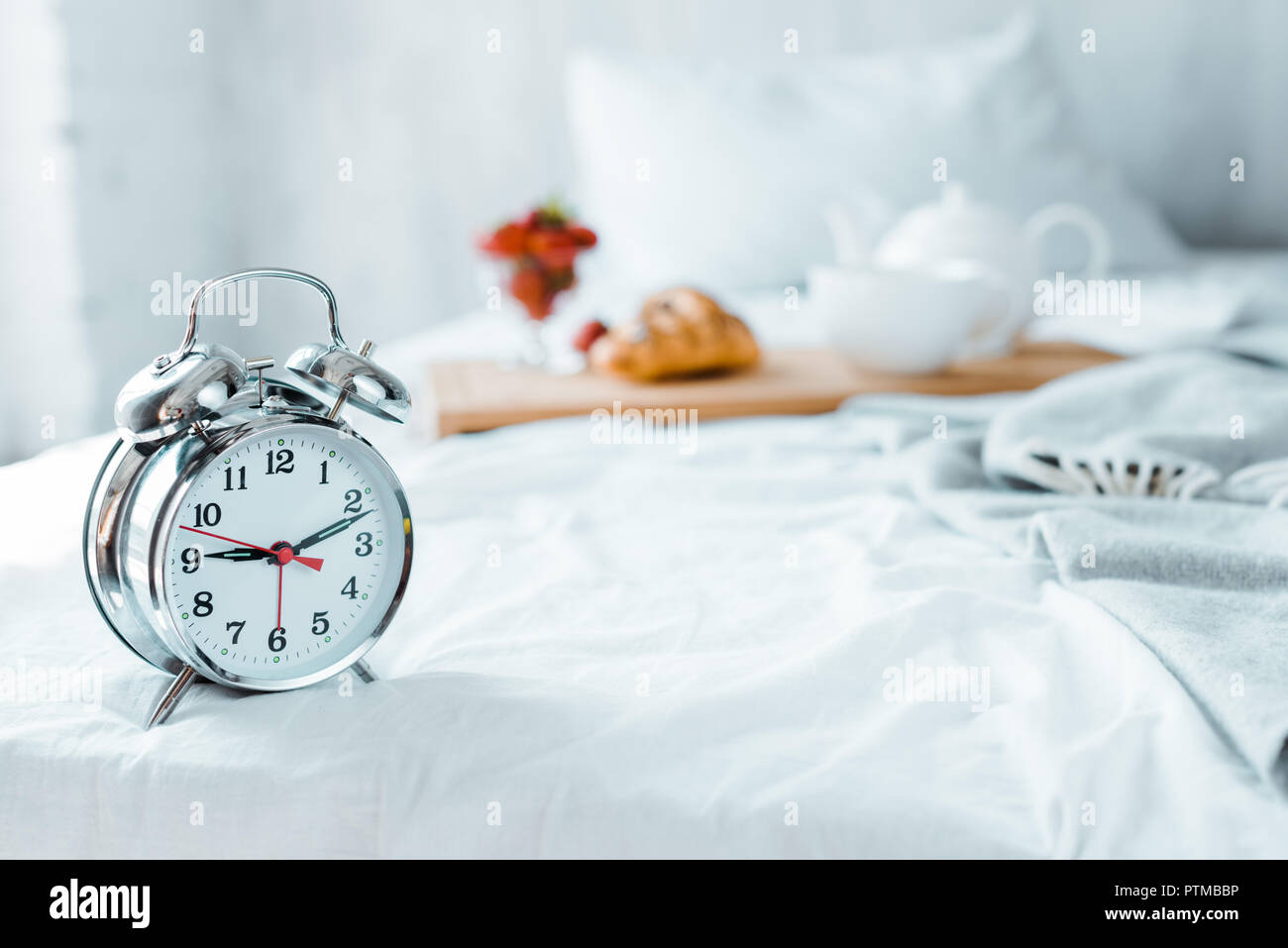 Food bed clock hi-res stock photography and images - Alamy