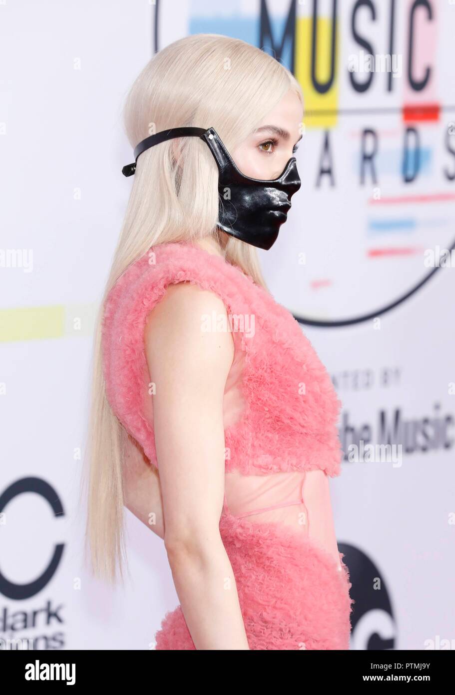 Los Angeles, USA. 9th Oct 2018. Poppy attends the 2018 American Music ...