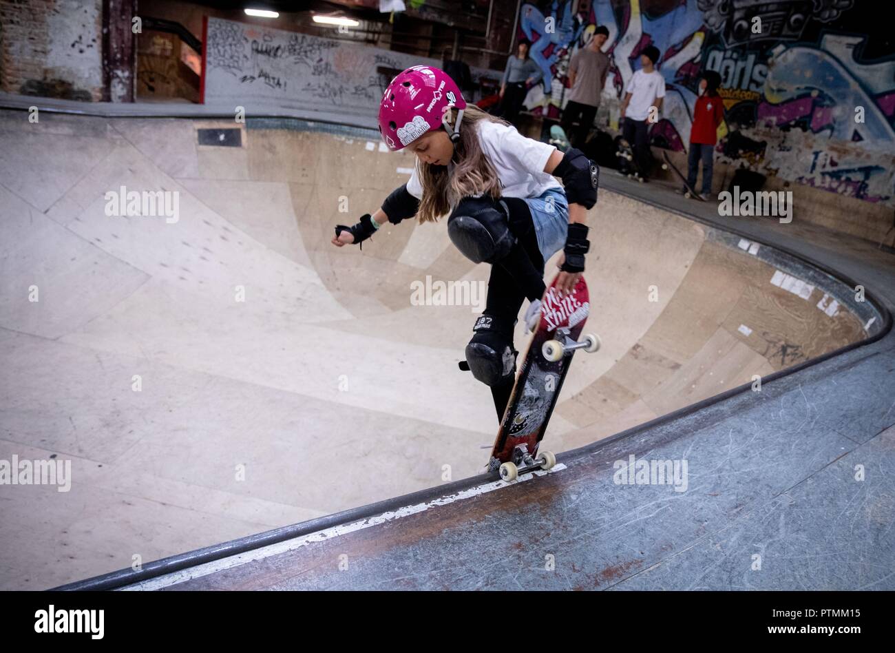 26 September 2018, Berlin: 11-year-old Lilly Stoephasius trains in the ...