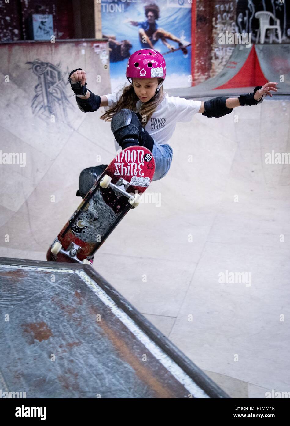 26 September 2018, Berlin: 11-year-old Lilly Stoephasius trains in the ...