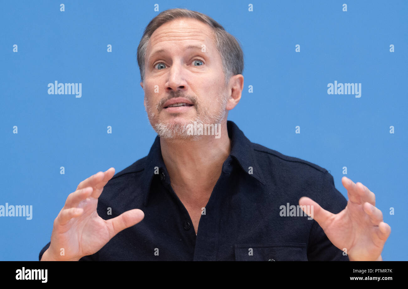 10 October 2018, Berlin: Actor Benno Fürmann reports at a press ...